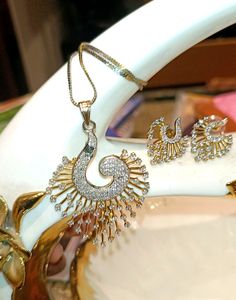 Women > Jewellery Sets | Artificial Diamond Look Set | Freeup