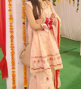 Women > Kurta Sets & Suits | Grara Suit | Freeup