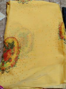 Women > Sarees | Combo Saree | Freeup