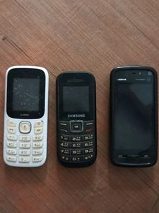 Gadgets > Mobile Phones | Nokia Samsung Lava Pta Nhi Chalte Bhi Hai Ya ...