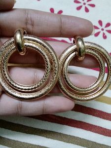 Women > Earrings & Studs | Golden Double Hoops | Freeup