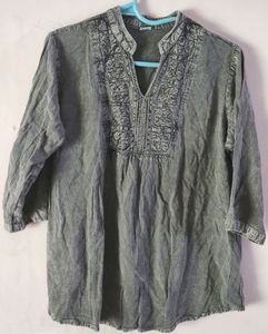 Women > Tops & Tunics | Grey Plain Formal Top | Freeup