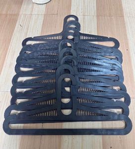 | 10 Hangers | Freeup