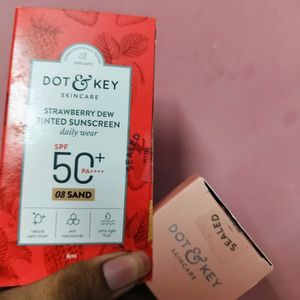 Beauty & Care > Skincare Kit | Dot And Key Combo | Freeup