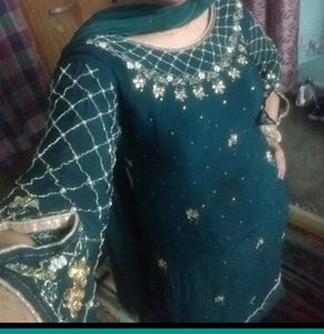 Women > Kurta Sets & Suits | Heavy Work Suit | Freeup