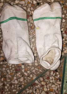 | White 🤍 Sweaty Smelly used socks 🧦 | Freeup