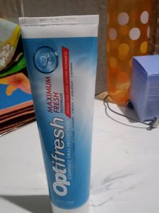 Beauty & Care > Toothpaste & Brush | Optifresh Toothpaste//Oriflame ...