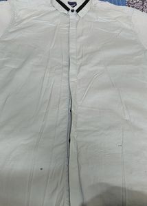 Men > Shirts | Shirt In Trending Look With Hidden Buttons | Freeup