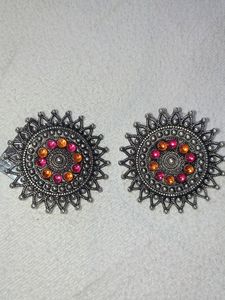 Women > Earrings & Studs | Studs | Freeup