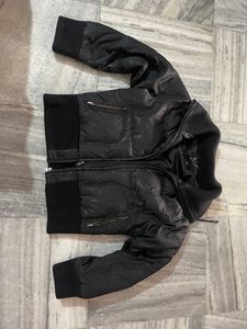 Women > Coats, Jackets & Sweats | Black Heavy Jacket | Freeup