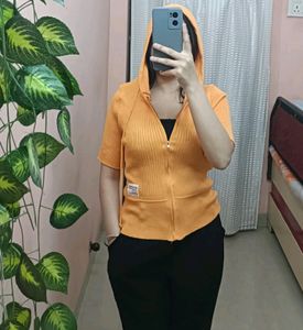 Women > Tops & Tunics | Stylish Hoodie | Freeup