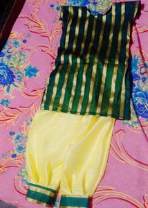 Baby & Kids > Girls Clothing | 4 Year Baby Sut Salwar | Freeup