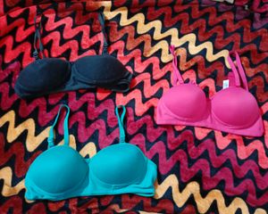Women > Bra | Combo Pack Of 3 Bra | Freeup