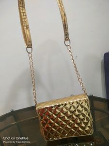 Bags > Sling Bags | Golden Sling Bag | Freeup