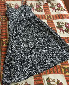 Women > Dresses | Very Pretty Western Strip Frock/Midi Dress | Freeup