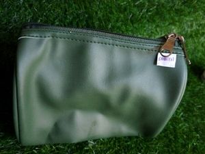 | New Plum Makeup Kit Pouch | Freeup