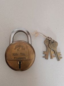 | Godrej 7 Levers Lock With 3 Keys | Freeup