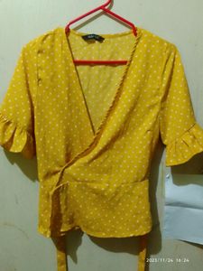 Women > Tops & Tunics | A Line Tops | Freeup