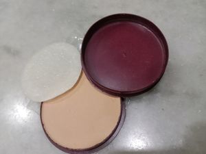 Beauty & Care > Compact | Compact Powder | Freeup