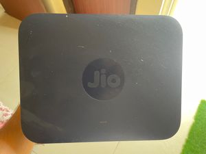 Gadgets > Mobile Accessories | Jio Fiber Router For Sale | Freeup