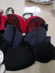Women > Bra | Used But Wearable Cool Bras Set Of 6 | Freeup