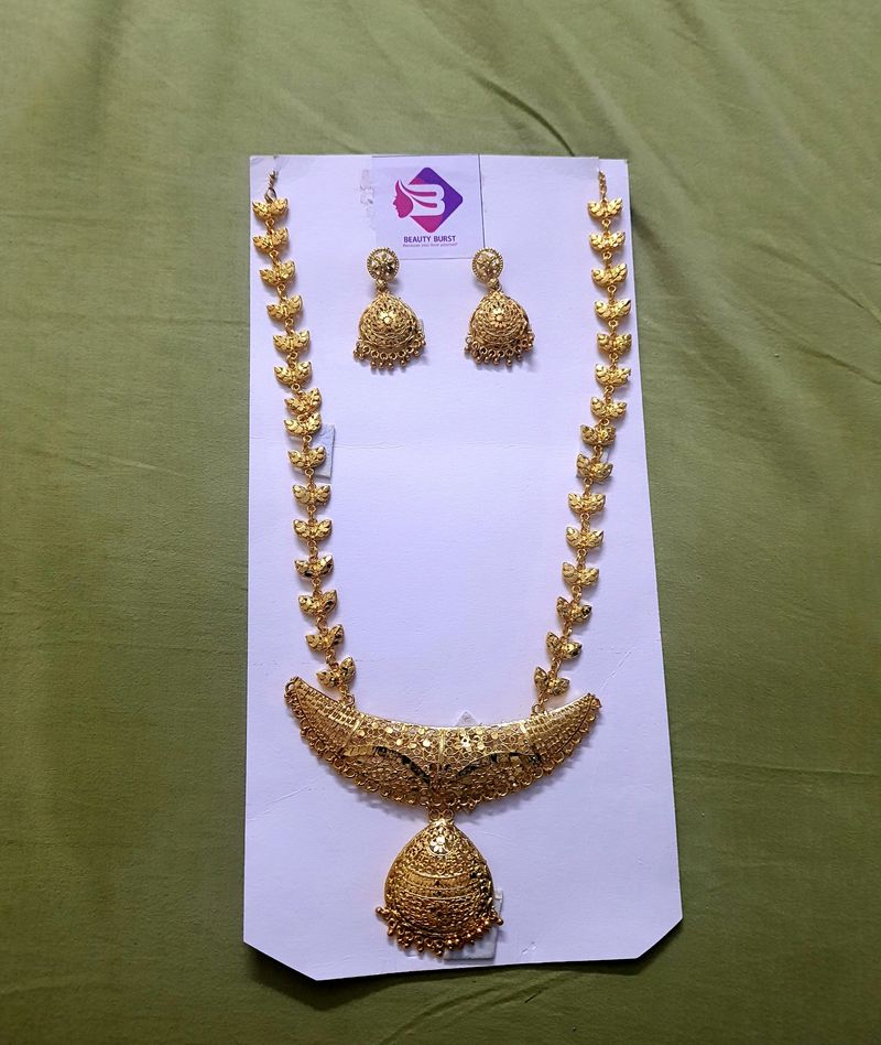 Women > Jewellery Sets | Jewellery Set - Gold Covering | Freeup