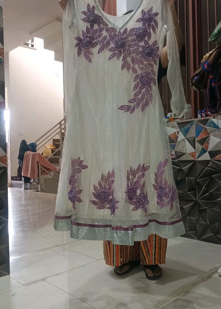 Women > Ethnic Gowns | Work Frock Suit 👌👌 | Freeup