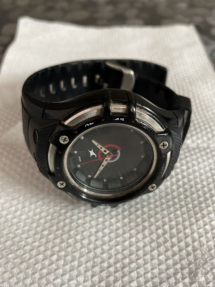 Men > Watches | Fastrack Wrist Watch | Freeup
