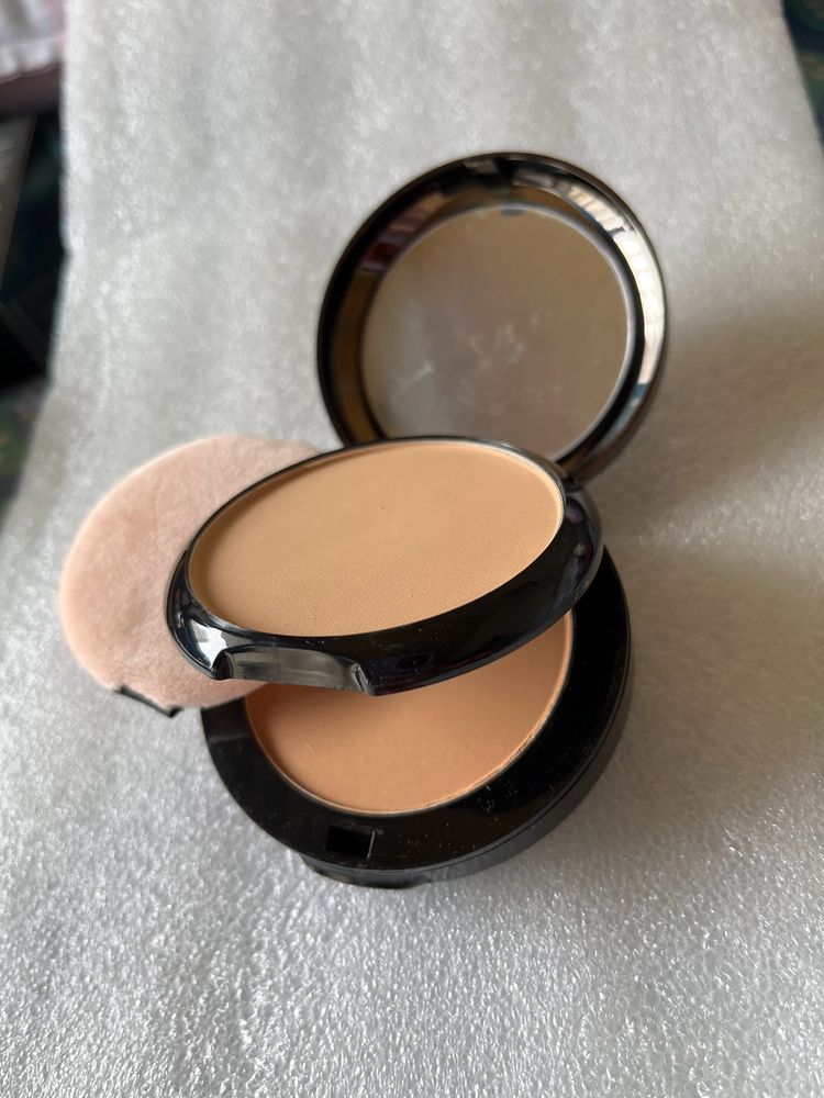 | Loose Powder, Compact , Correct And Eyeshadow | Freeup