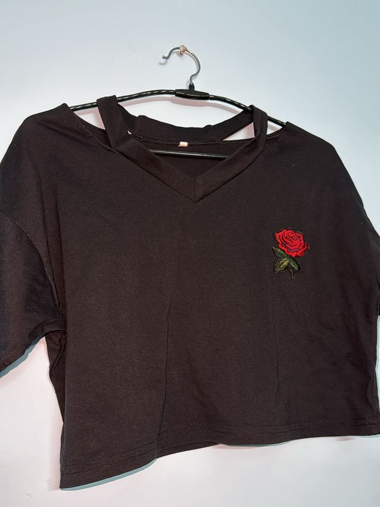 Women > Tops & Tunics | Crop Top | Freeup