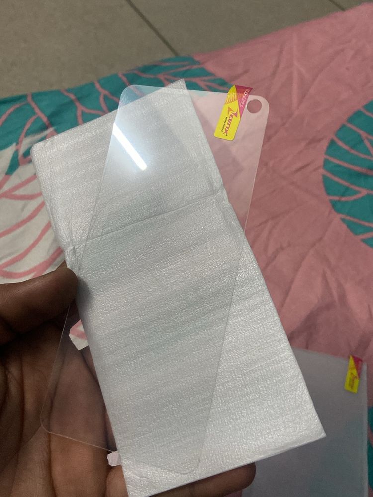 Gadgets > Mobile Accessories | Realme 9 4g Screen protuct glass | Freeup