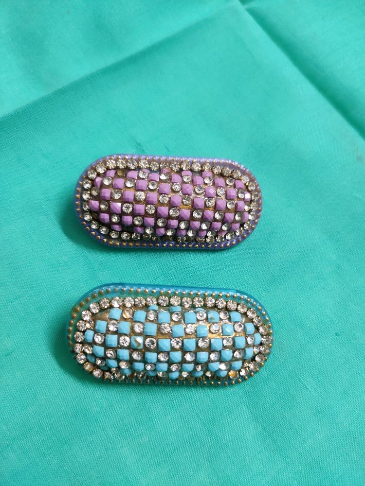 Women > Sarees | Saree Pins | Freeup