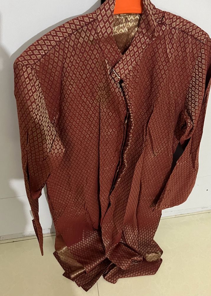 Men > Kurtas & Kurta Sets | Manyavar Kurta | Freeup