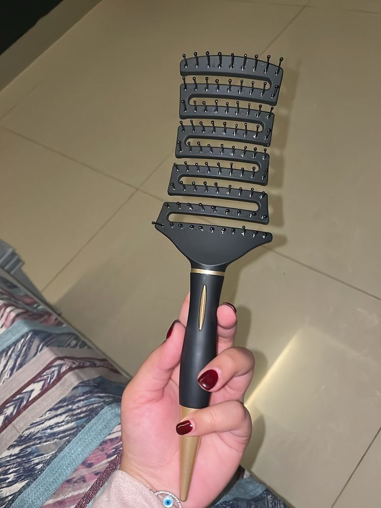 Beauty & Care > Combs & Hair Brushes | Miniso Hair Brush | Freeup