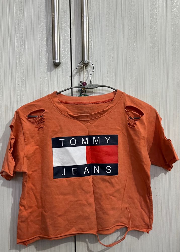 Women > Tops & Tunics | Crop Top | Freeup