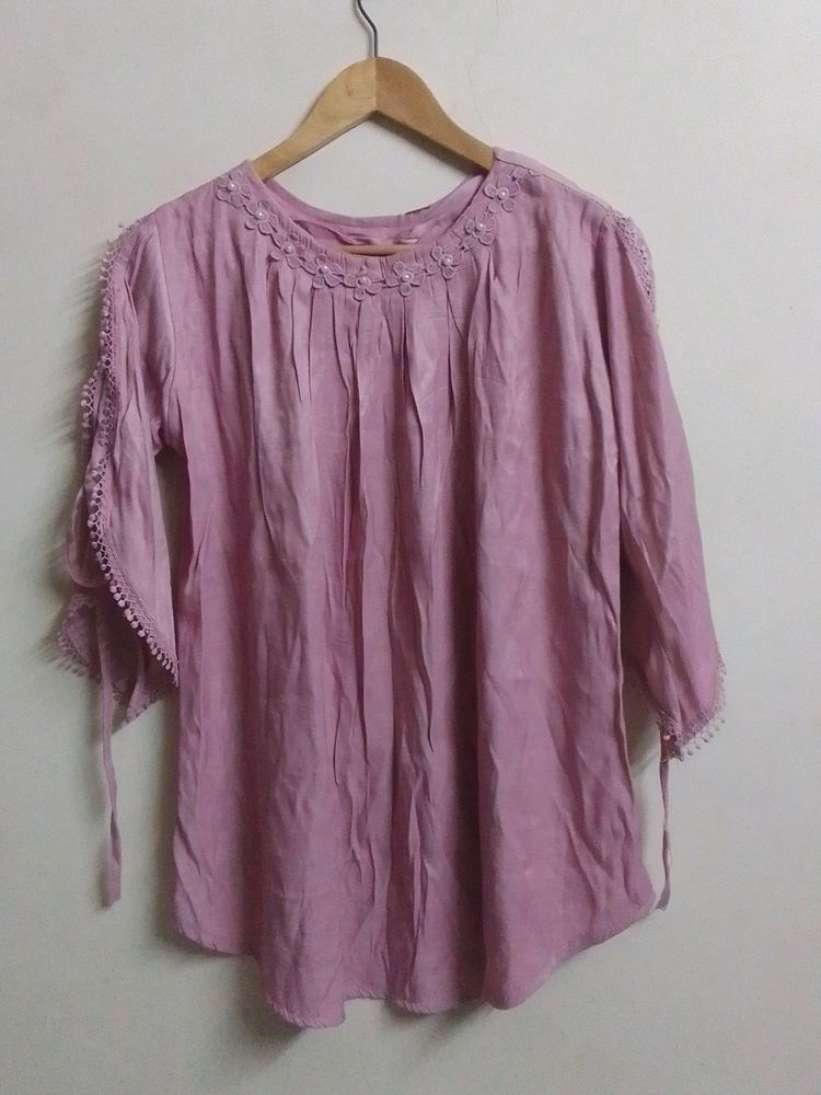 Women > Tops & Tunics | Beautiful Pink Colour Top | Freeup