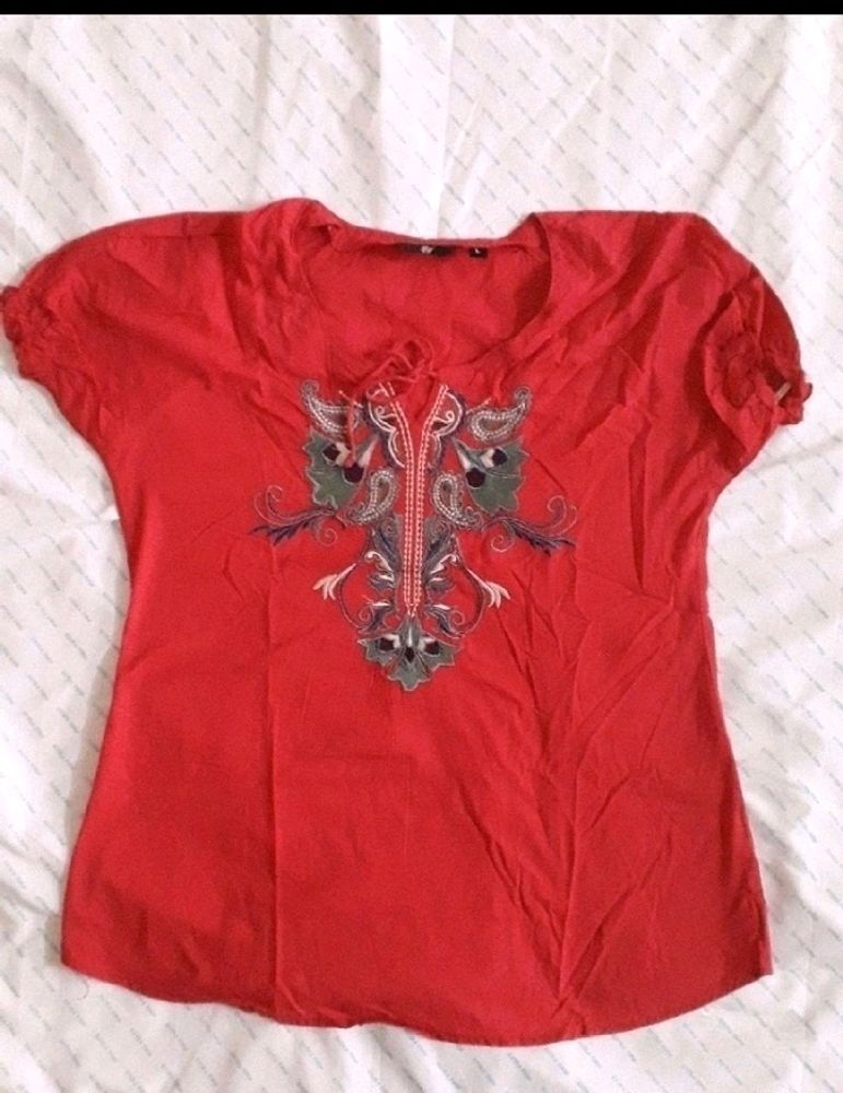 Women > Tops & Tunics | Pink Embroidery Fig Top | Freeup