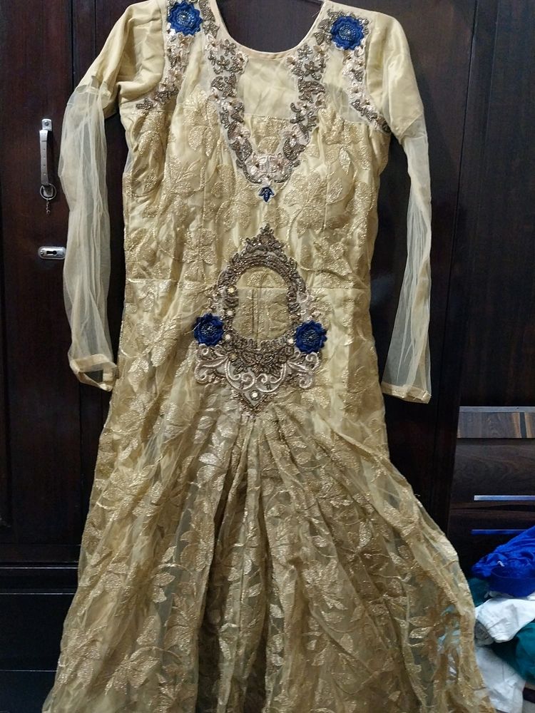 Women > Ethnic Gowns | Princess Gown With Diamond Work | Freeup