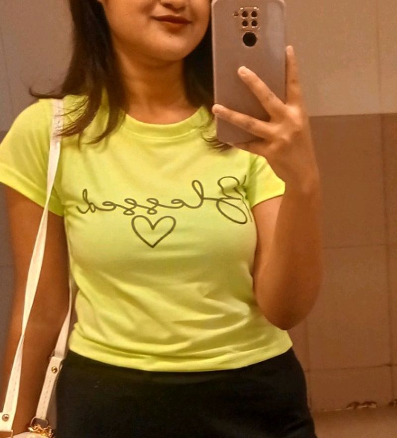 Women > Tops & Tunics | Crop Top ! | Freeup