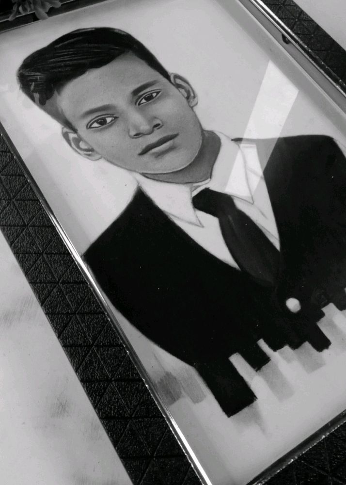 Home & Kitchen > Artwork | Portrait Draw Handmade Work | Freeup