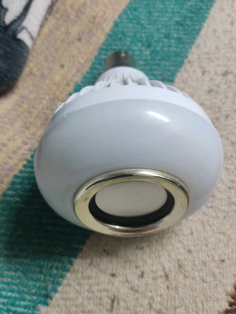 Gadgets > Headphones & Speakers | Speaker Bulb | Freeup