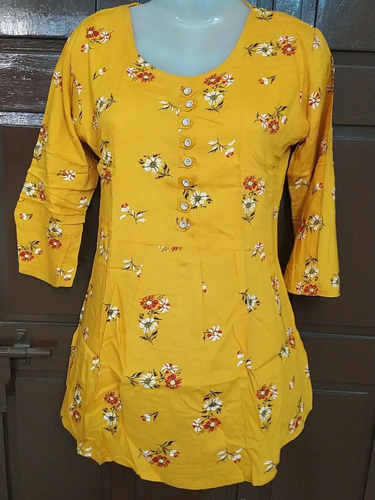 Women > Tops & Tunics | Mustard Top | Freeup