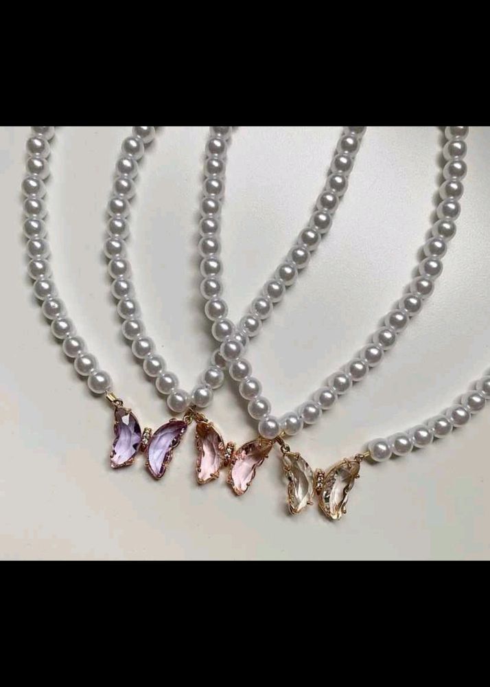 Women > Necklaces & Chains | Pearl Butterfly Chain | Freeup