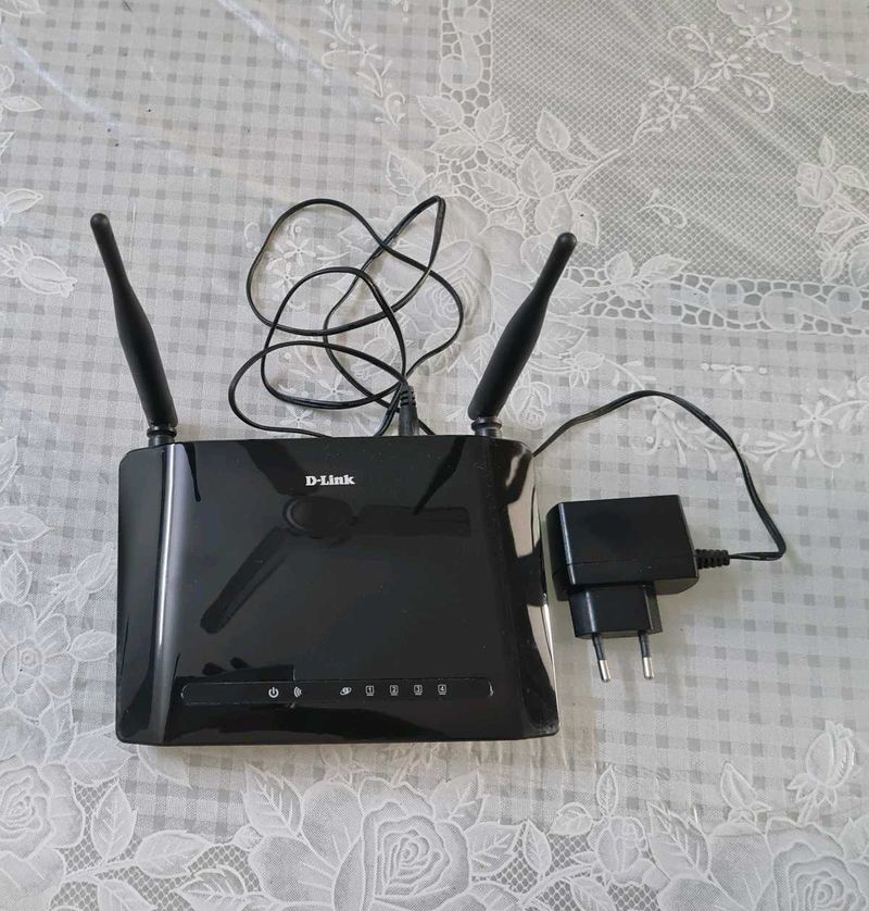 Gadgets > Computers & Laptops | Wi-Fi Router : D-Link DIR-615 | Freeup