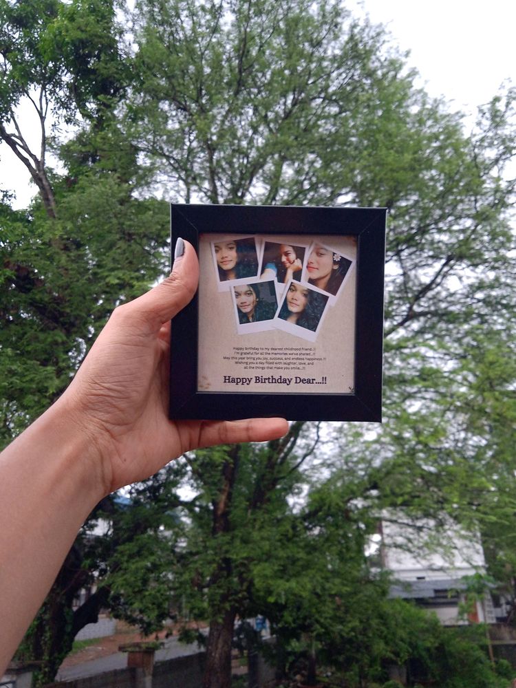 Home & Kitchen > Wall Decor & Clocks | Mini Polaroid Photo Frame | Freeup