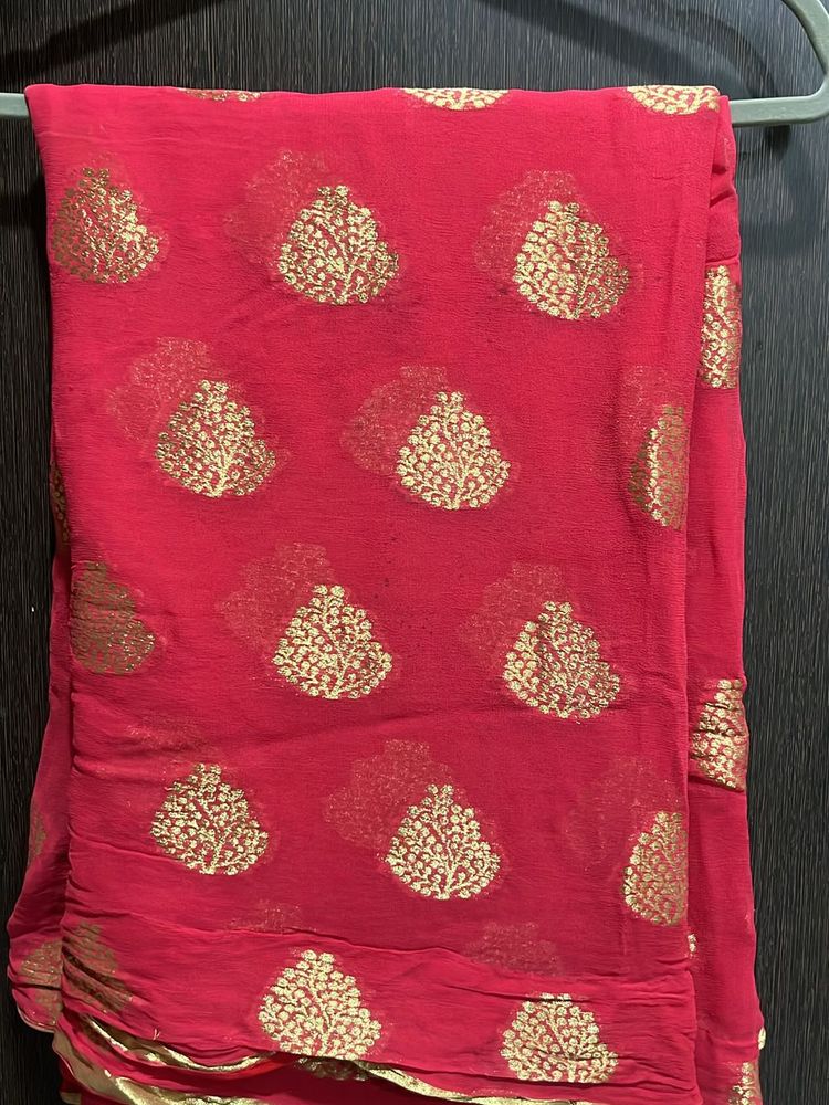 Women > Sarees | Super Soft Rolling Saree | Freeup