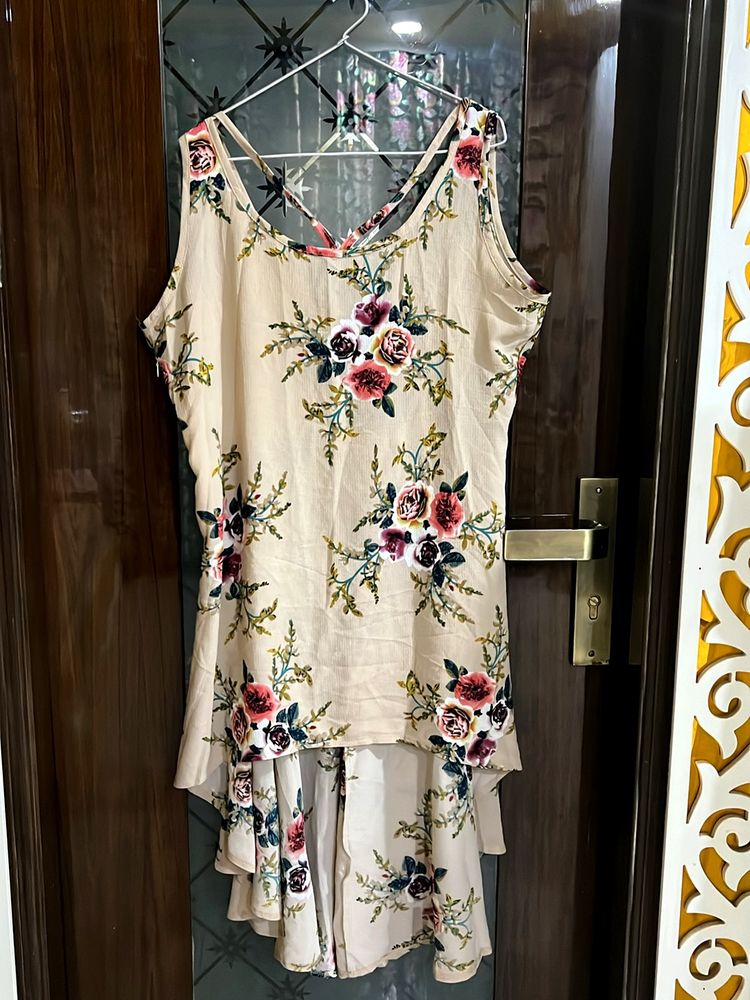 Women > Tops & Tunics | French Brand Floral Print High-Low Zipper Top ...