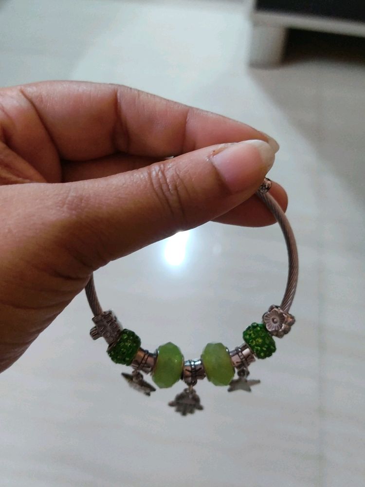 Women > Bangles & Bracelets | Beautiful Adjustable Bangle | Freeup