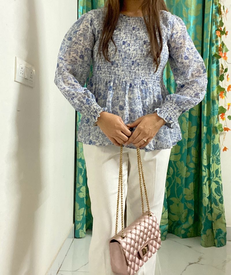 Women > Tops & Tunics | Floral Blue Top 💕 Beautiful | Freeup