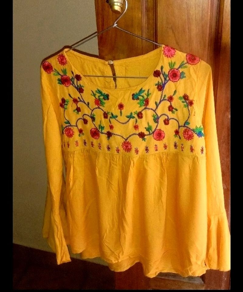 Women > Tops & Tunics | Mango Yellow Embroidery Crop Top | Freeup